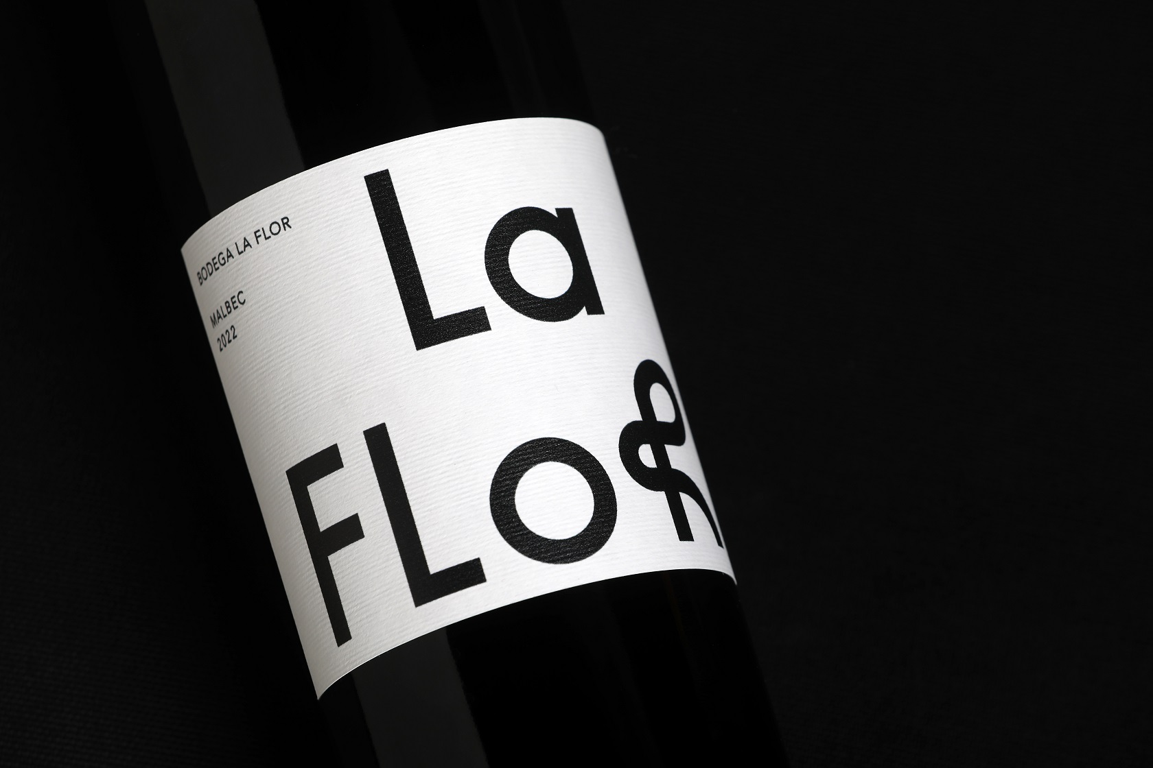 La Flor: minimalista con mucho que contar - sebarios.com.ar