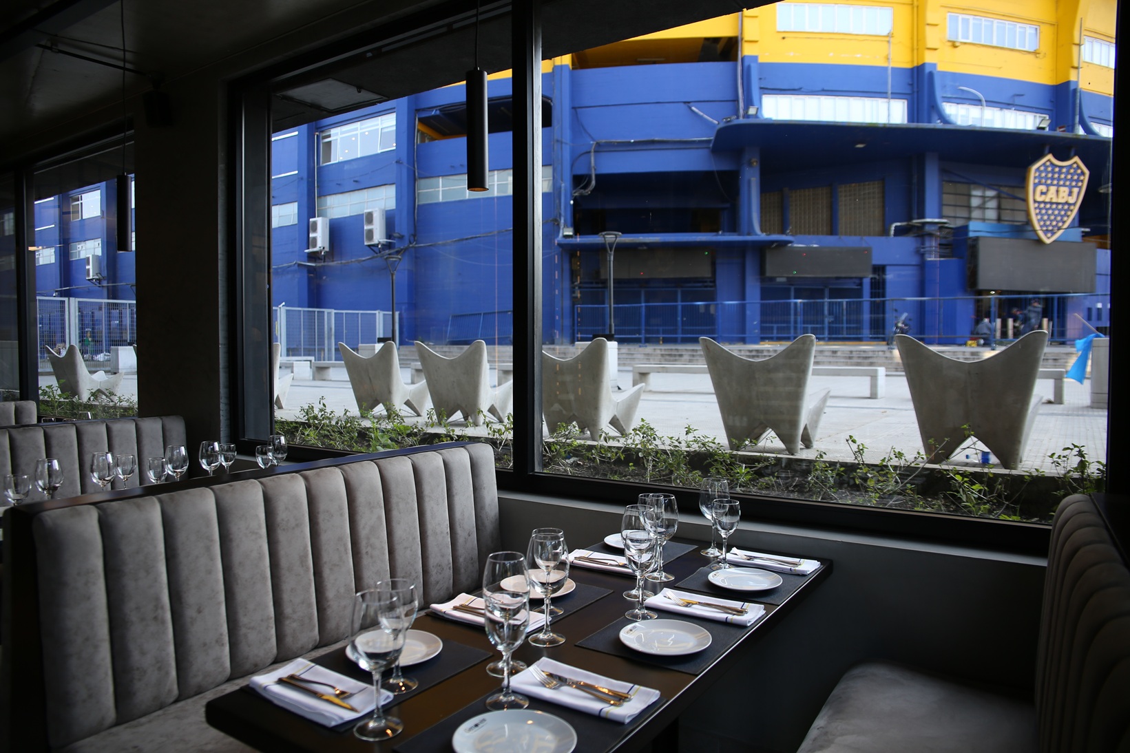 El Genovés, restaurante frente a Boca - sebarios.com.ar